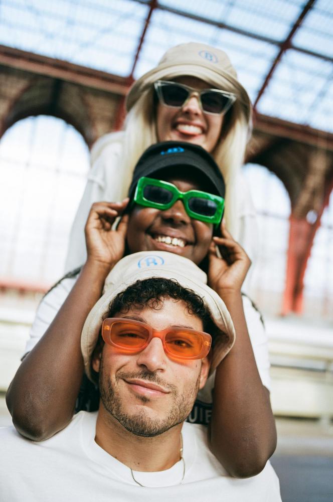 Accessoire ringard (re)devenu culte, voici l’étonnante origine du bob ...