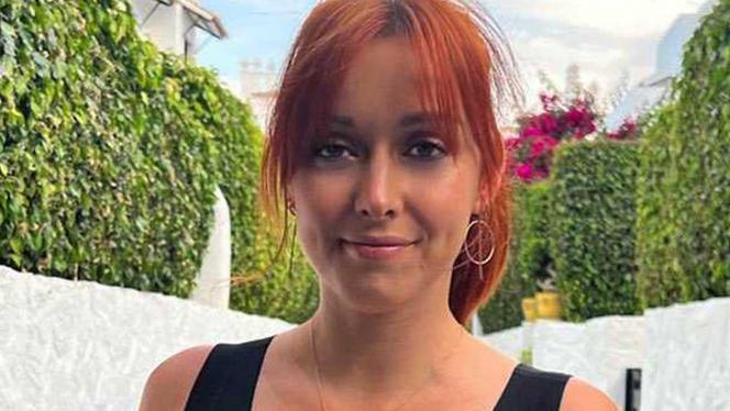 Lotte Vanwezemael imponeert volgers met zomerse outfit: «Mooie tepelpiercing!» (foto) - Metrotime