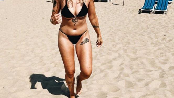 Jitske Van de Veire toont haar ‘strandlijf’ in piepkleine bikini: «Goddelijk lichaam!» (foto ...